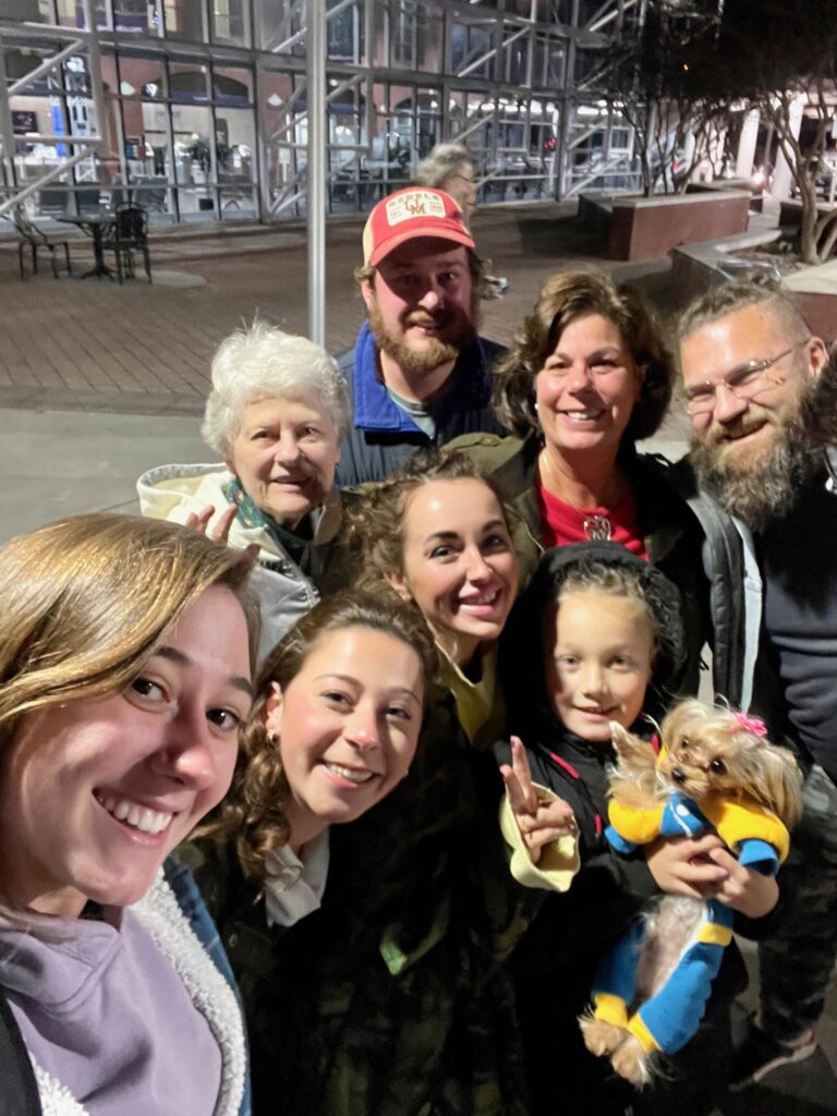 Fincastle welcomes Ukrainian Family – The Botetourt Bee